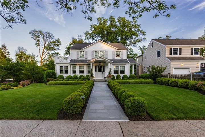 Jeff's Landscaping & Design (908) 272-9150